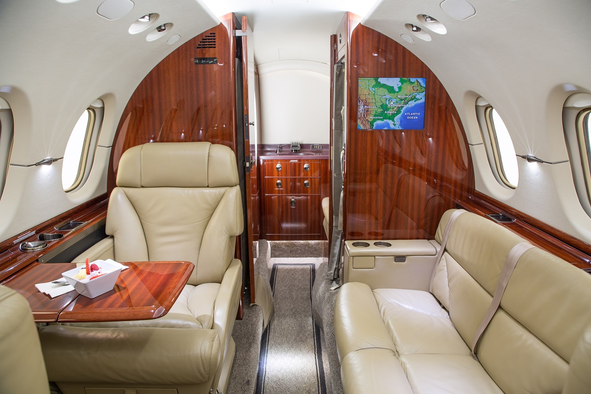 Safe Journeys Aviation » Archive » 2005 Hawker 800XPi sn 258737